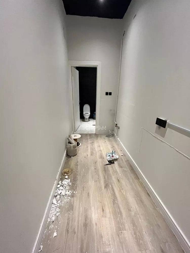 Showroom in Al Rawdah, Buraydah Al Qassim Region at 35,000 -- 5 Photos ...