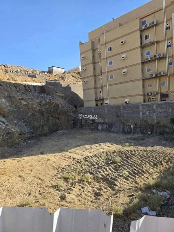 Commercial land in Wadi Jalil, Makkah at 2,000,020 - 6 Photos ...