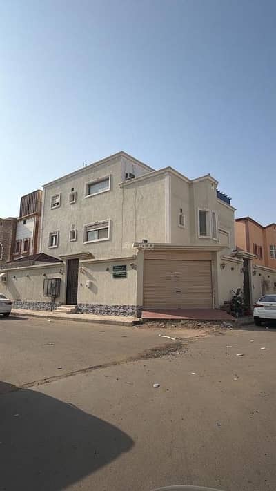 Villa in Al Hamdaniyah, North Jeddah at 1,400,000 - 2 Photos - 88018648 ...
